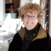 S04 Episode 7: Kirsten Ritchie - modlar.com