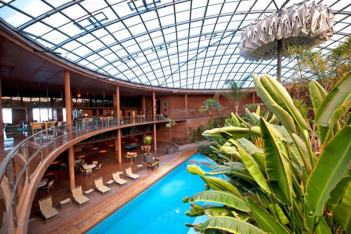How Tropical Modernism Is Making Its Mark on Architecture - modlar.com