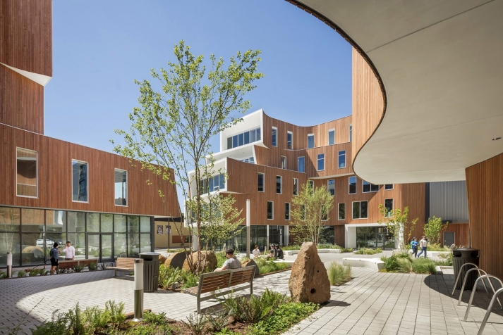 Building Design for Growing Suburban Centers - modlar.com