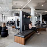 Collaborative Workspaces: Furniture Design for Team Interaction - modlar.com