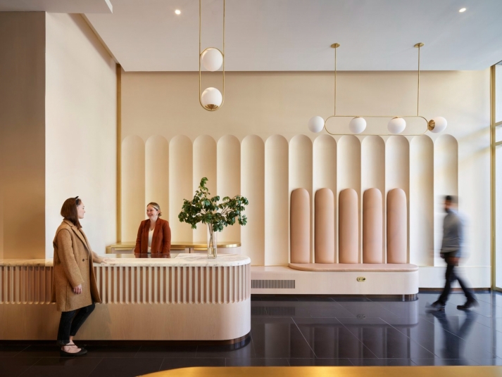 How to Create a Welcoming Lobby: Design Tips for Commercial Buildings ...