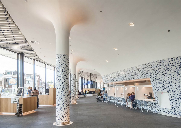 How to Create a Welcoming Lobby: Design Tips for Commercial Buildings ...