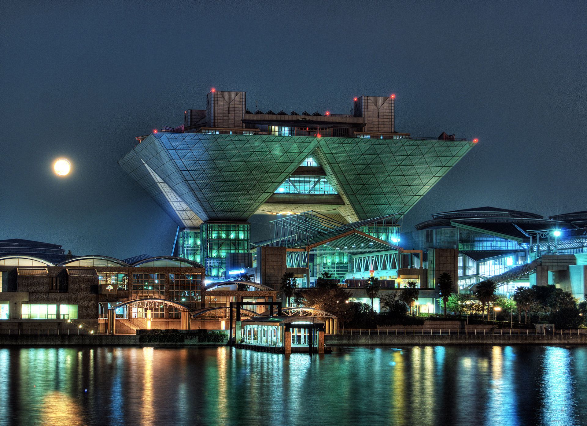 Tokyo Big Sight - Conference Tower - modlar.com