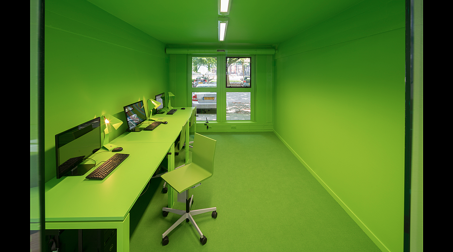 Colorful Office Spaces - modlar.com