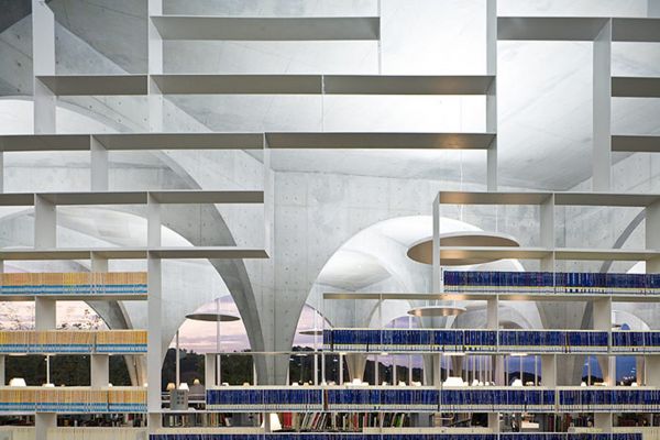 Tama Art University Library - Interior - modlar.com