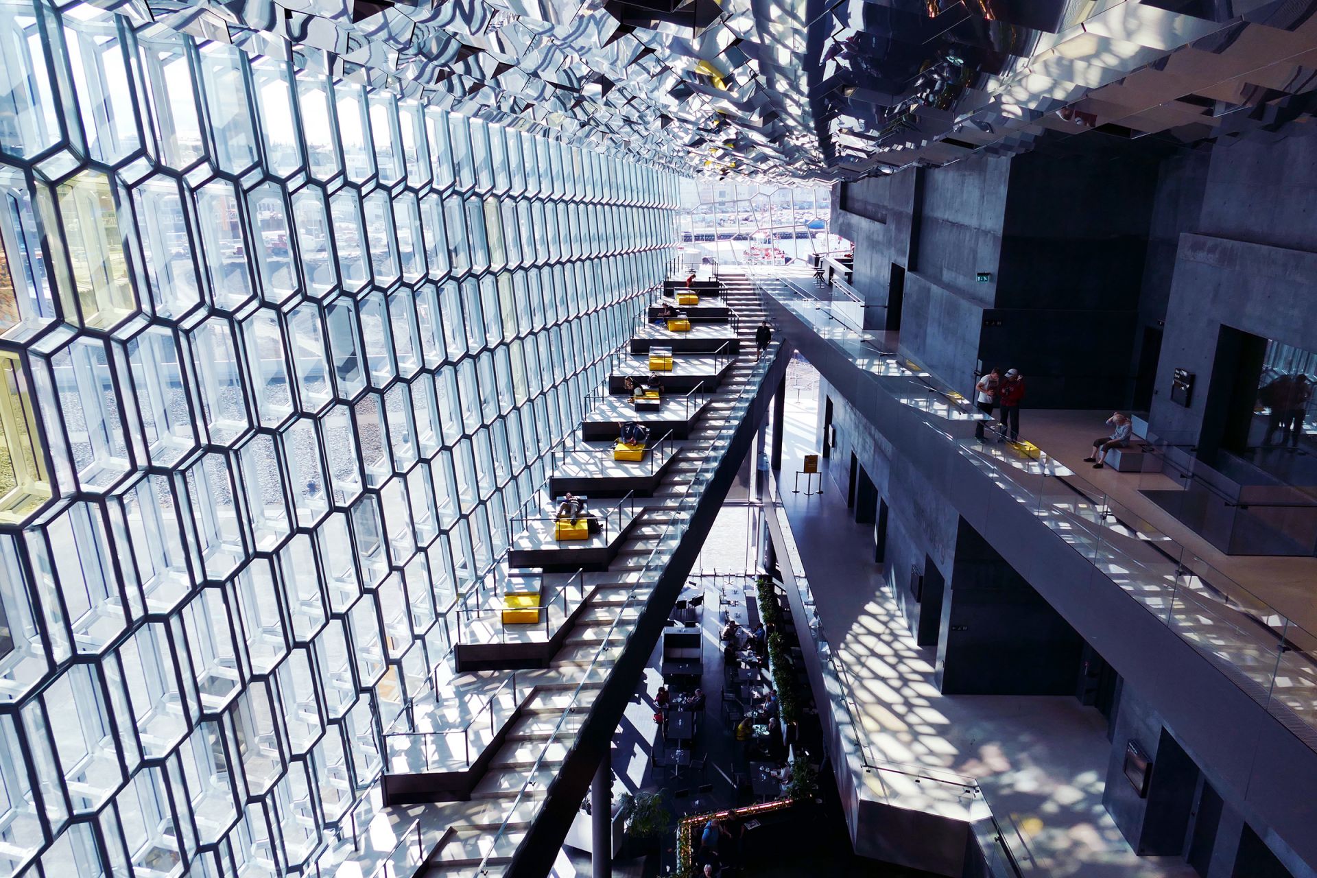 Harpa Concert Hall - Atrium - modlar.com