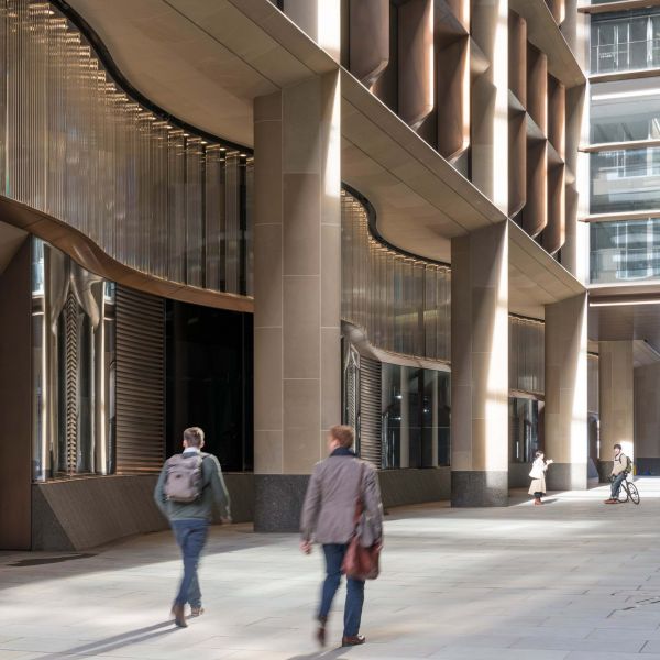 Bloomberg European Headquarters - Pedestrian Arcade - modlar.com