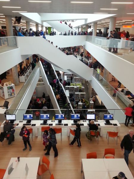 New Halifax Central Library - Interior - modlar.com