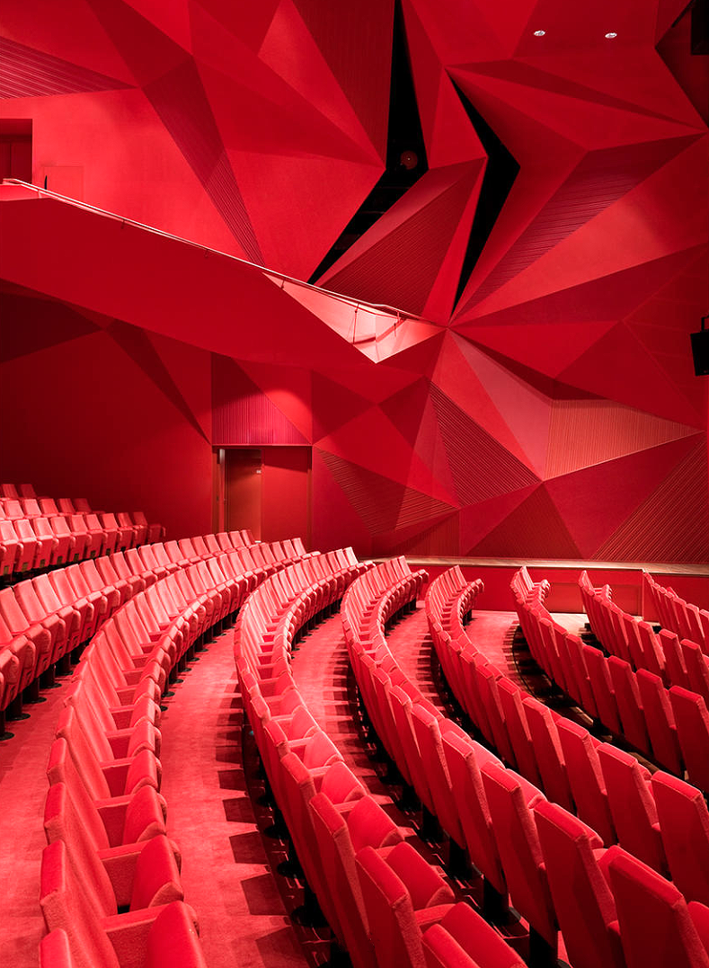 Theatre Agora - Seating - modlar.com