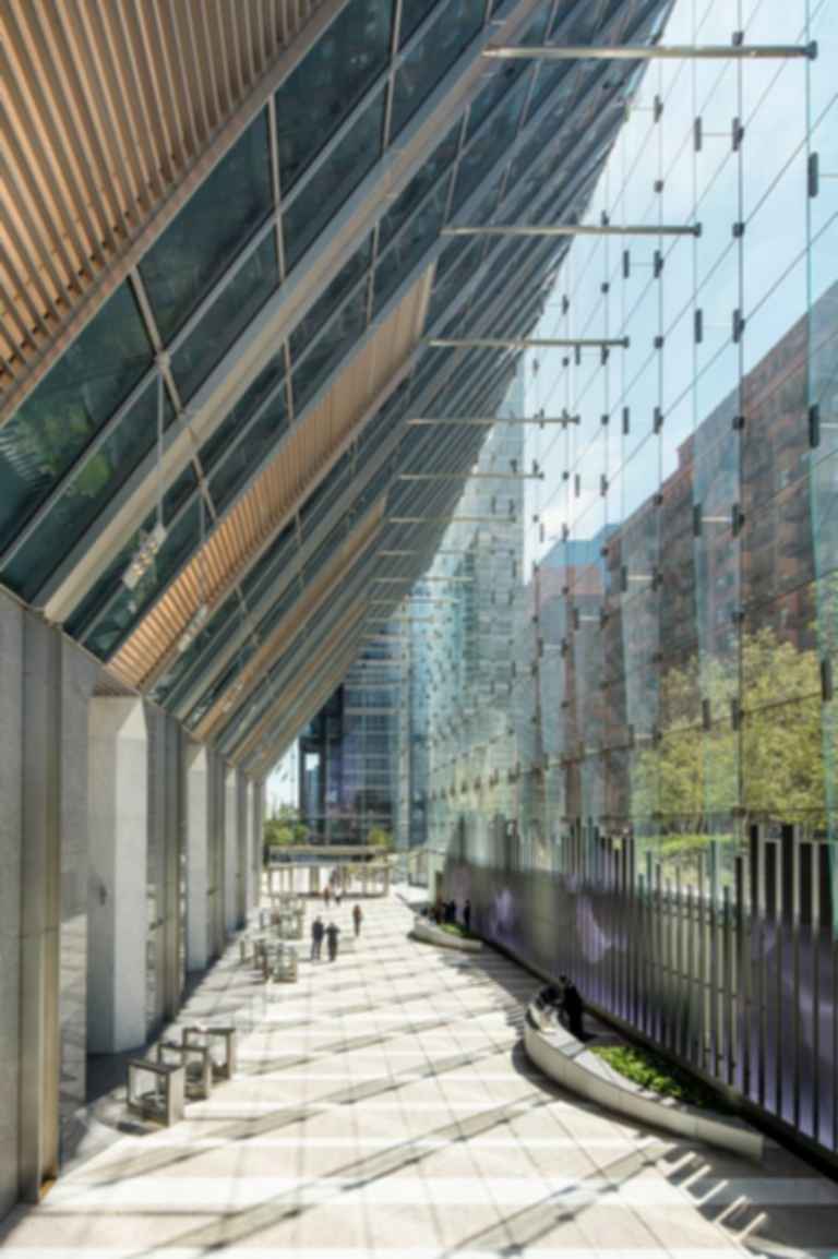 150 North Riverside - Reception - modlar.com