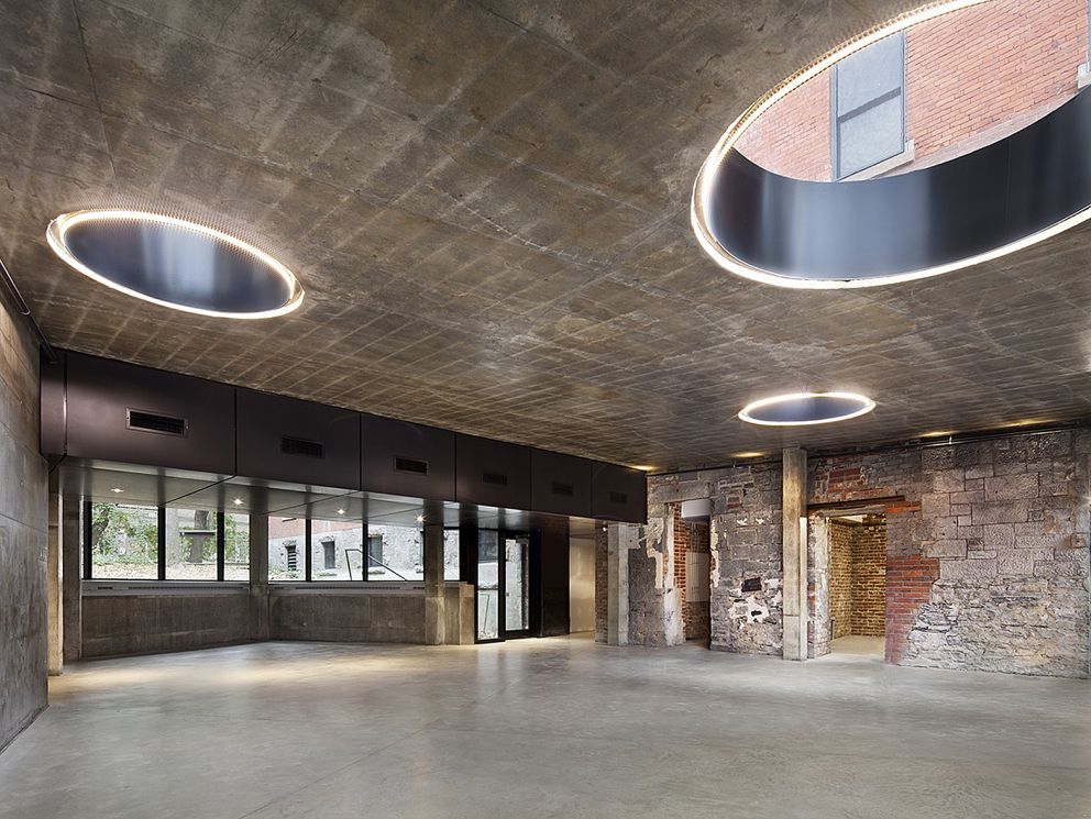 William Notman House - Interior - modlar.com