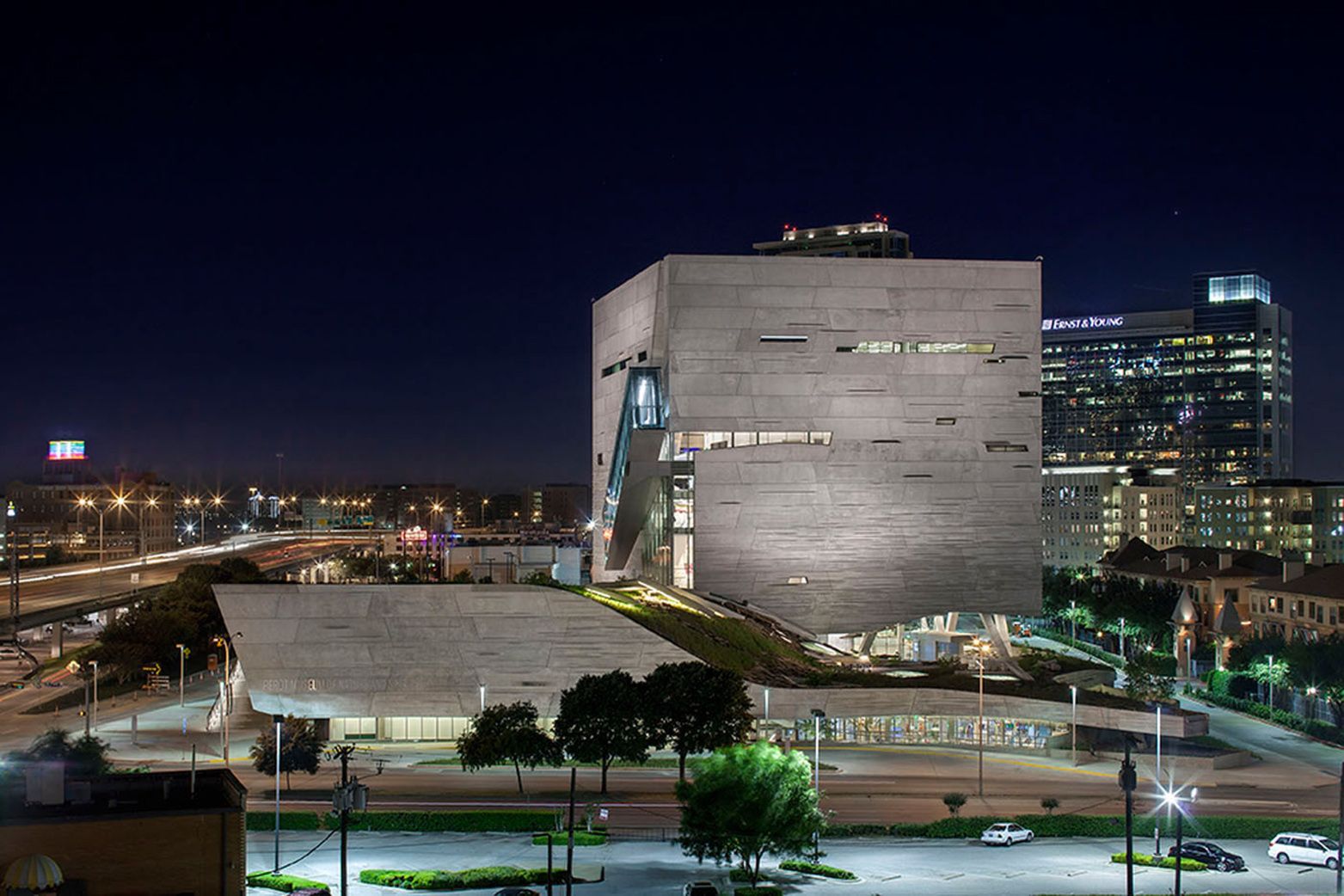 Museum of Tomorrow - Exterior - modlar.com