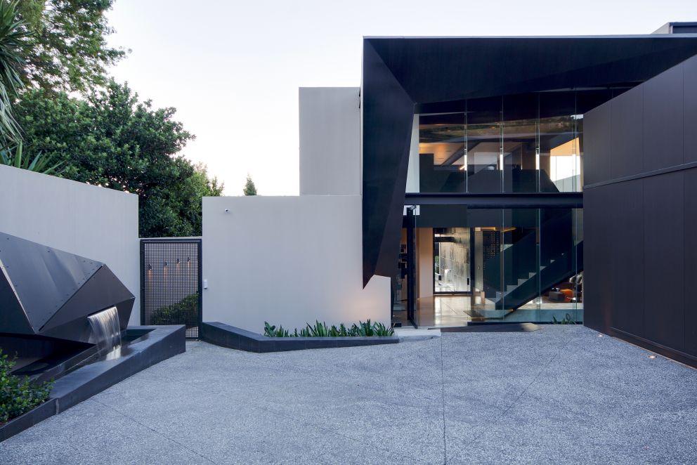 Kloof Road House - Exterior - modlar.com