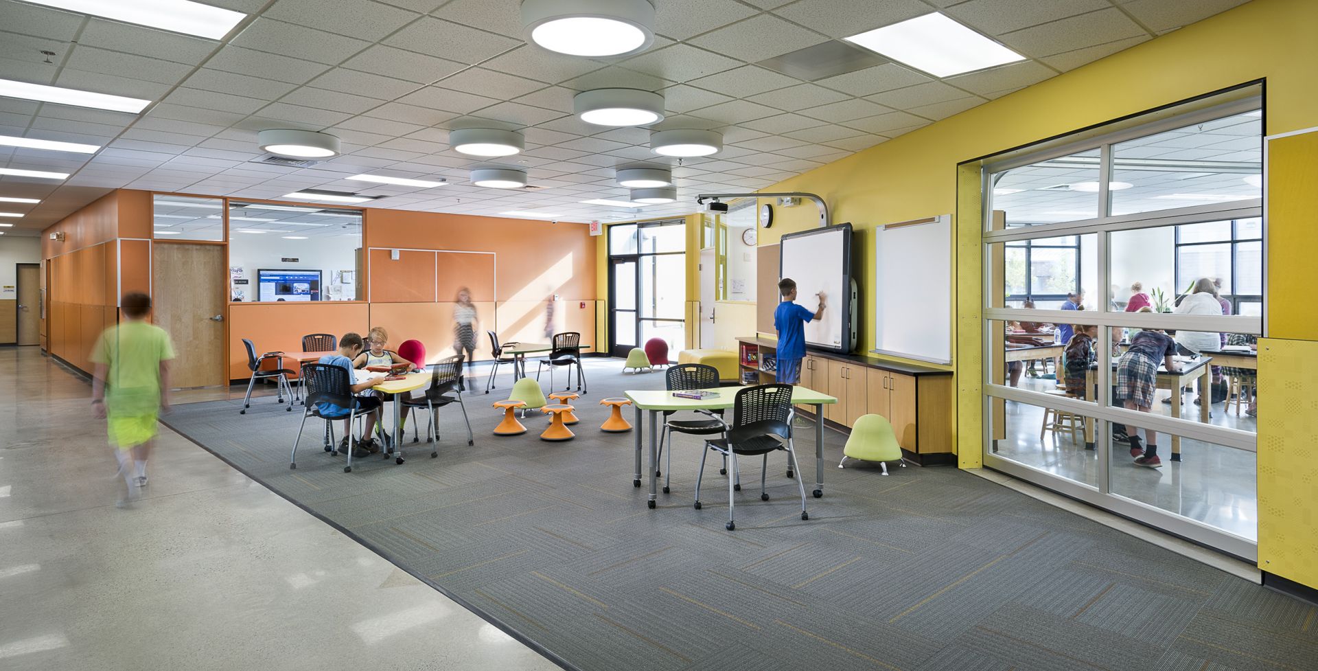 Elysian K-8 School - Classroom Exterior - modlar.com