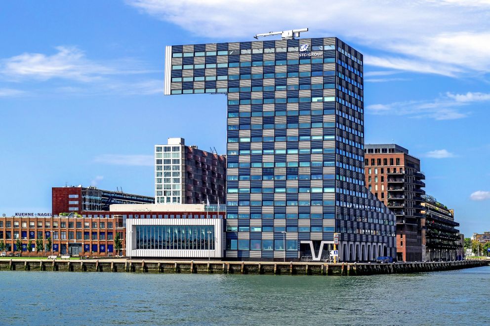 Shipping and Transport College Rotterdam - Exterior - modlar.com