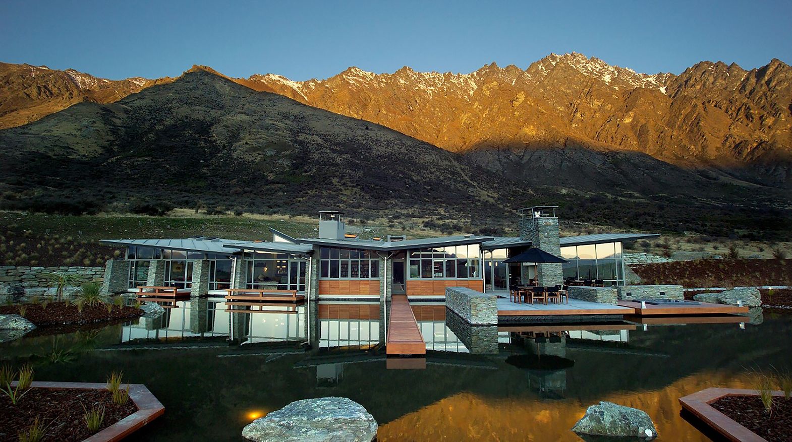 Remarkables House - Outdoor View - modlar.com