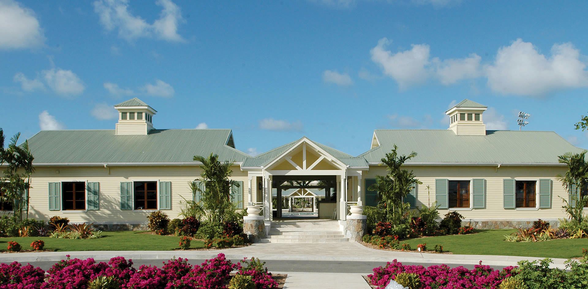 Ayla Golf Clubhouse - Entrance - modlar.com