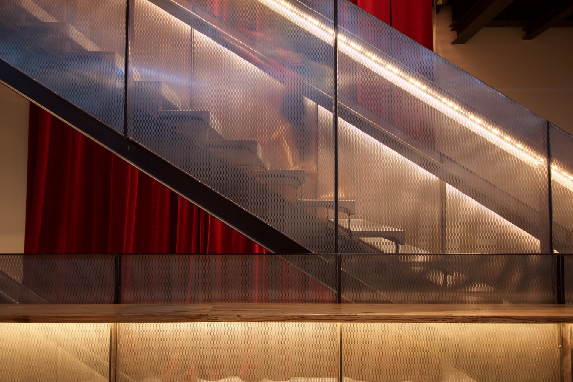 Live Arts Lobby - Lobby Stairs - modlar.com