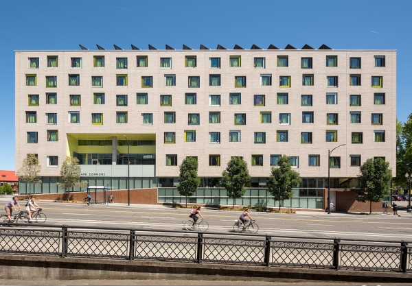 Bud Clark Commons - modlar.com