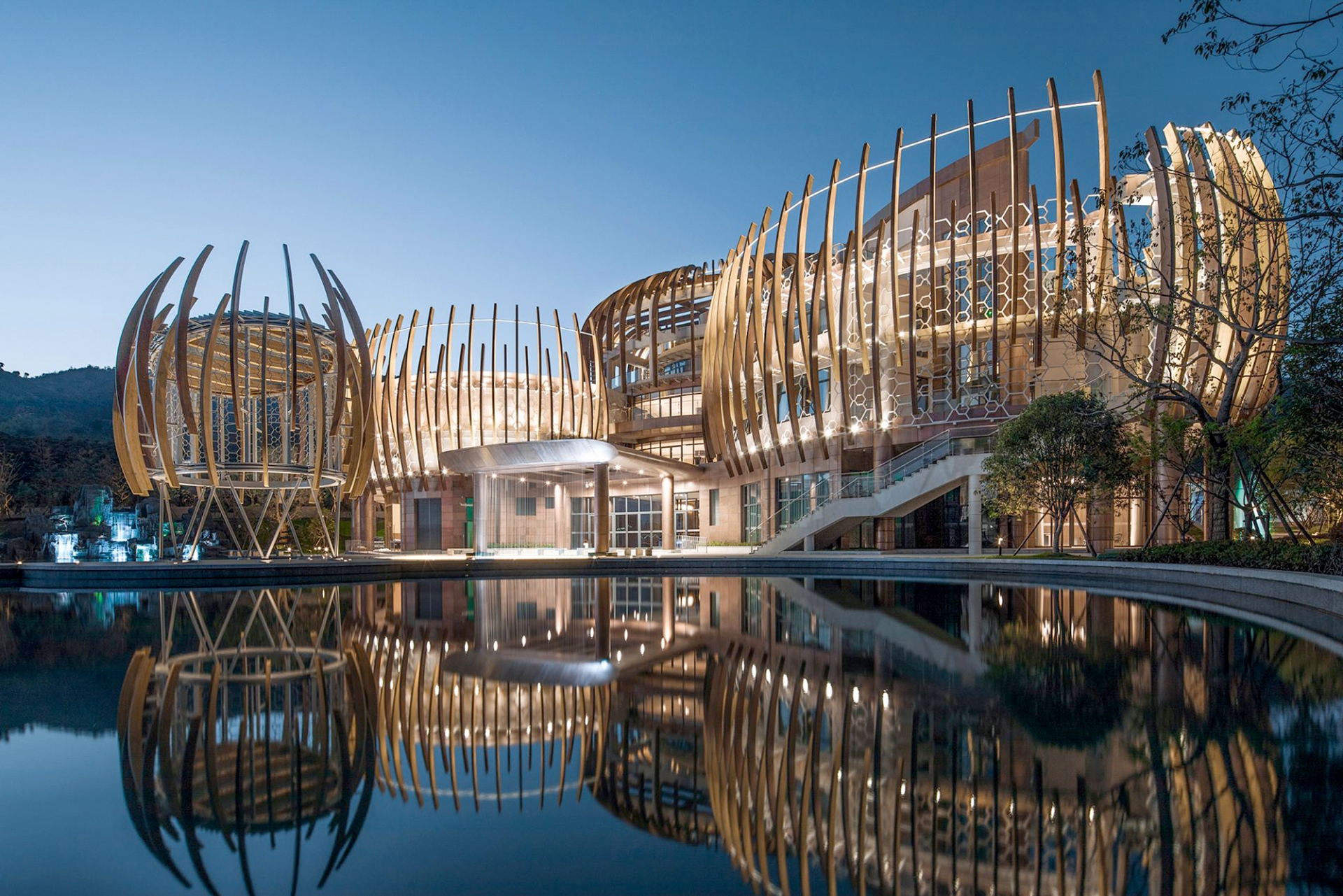 Joe Lalli Resort Hotel - modlar.com