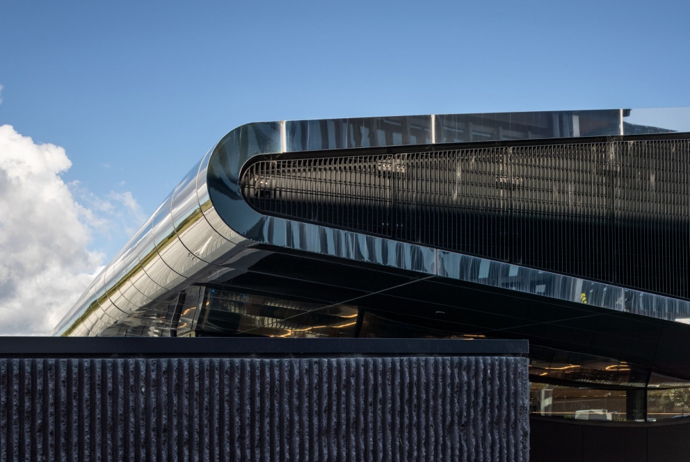 Auckland Airport Airways Building - Cladding - modlar.com