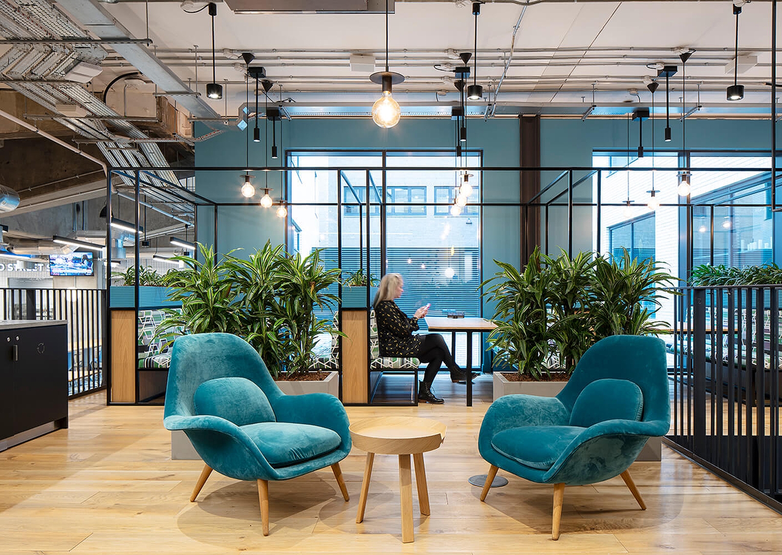 Cella Bar - Interior - modlar.com