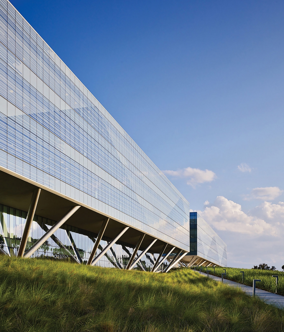 American Express Sunrise Corporate Center - Exterior - modlar.com