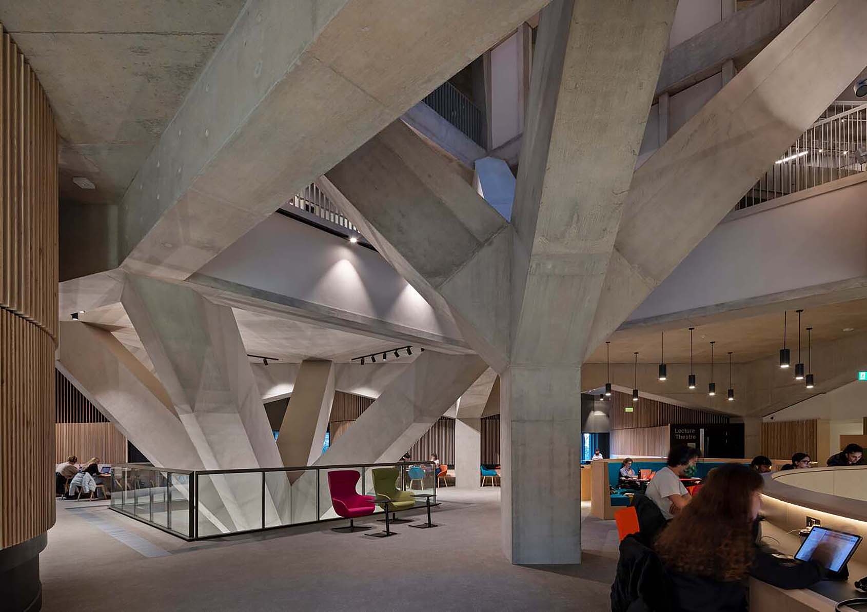 London School Of Economics Modlar