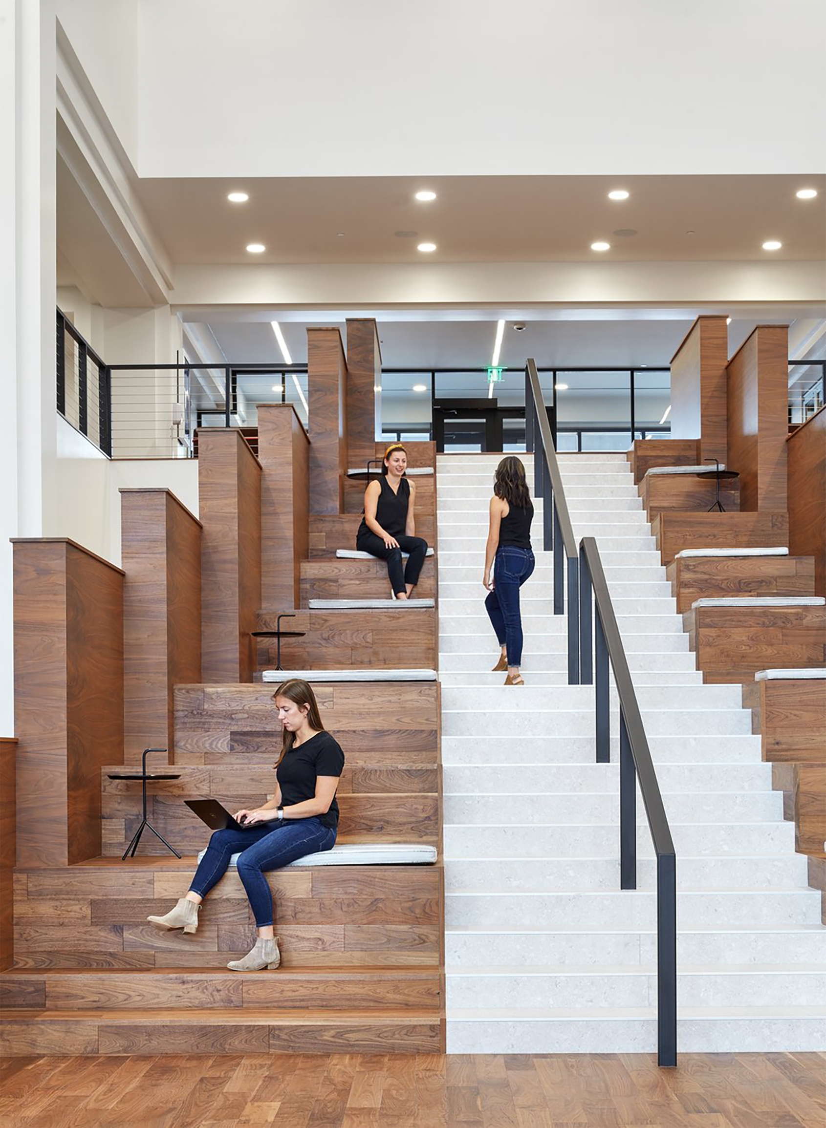 Staircases That Double As Seating Areas - modlar.com