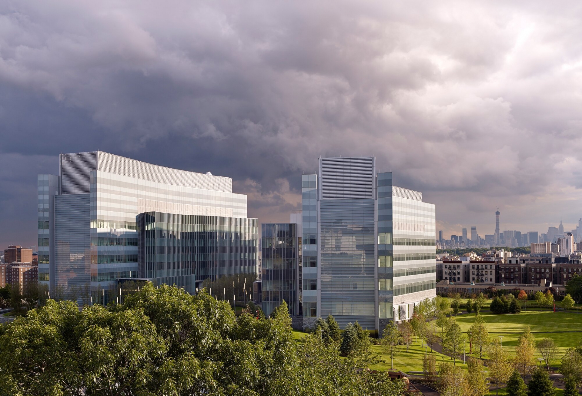 Trinity Long Room Hub - exterior - modlar.com