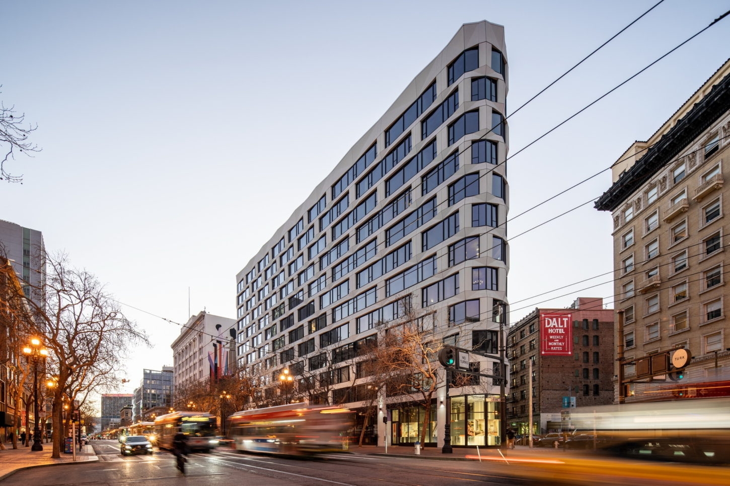 Serif and The Line Hotel - modlar.com