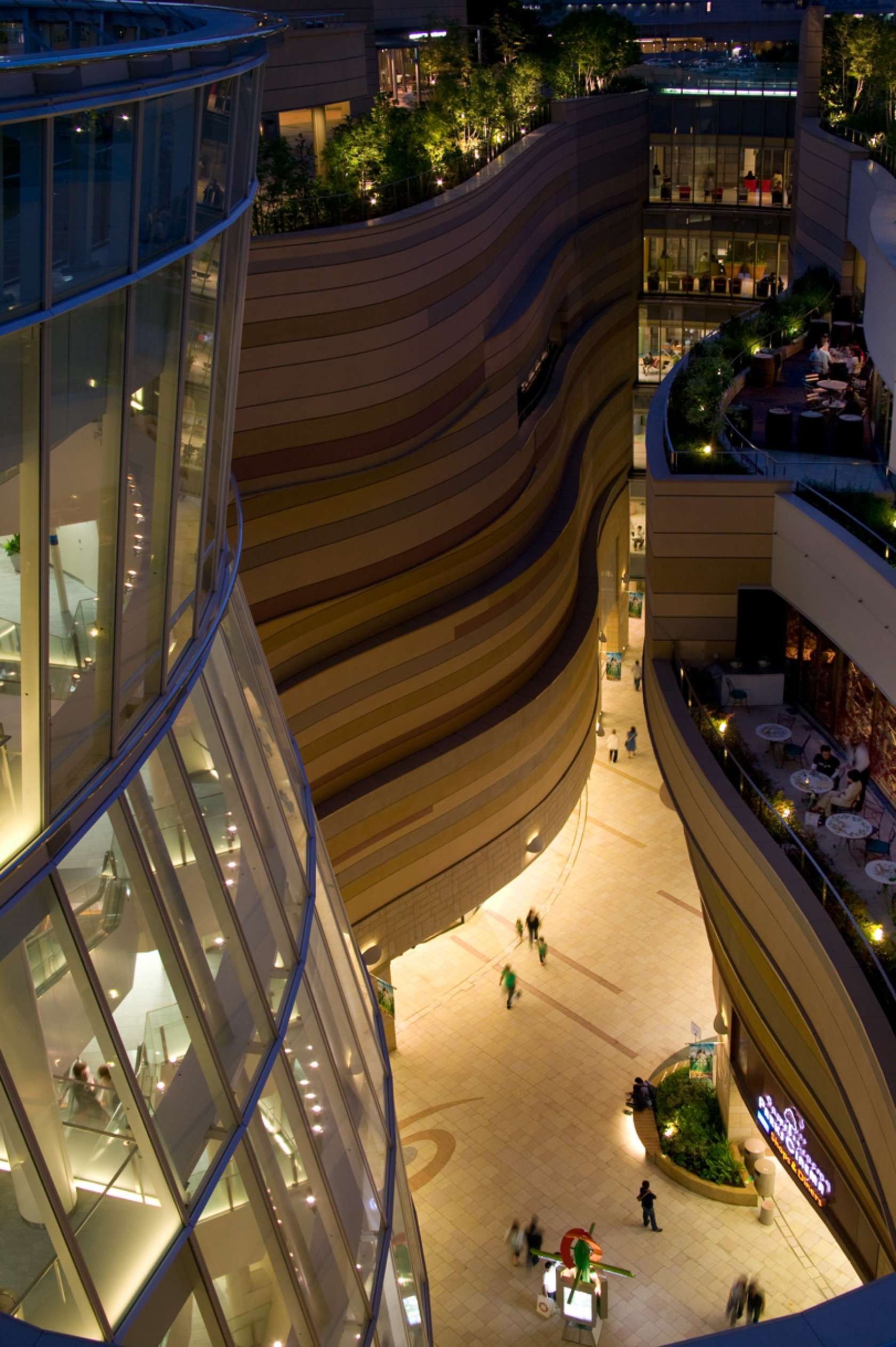 Namba Parks - Park at Night - modlar.com