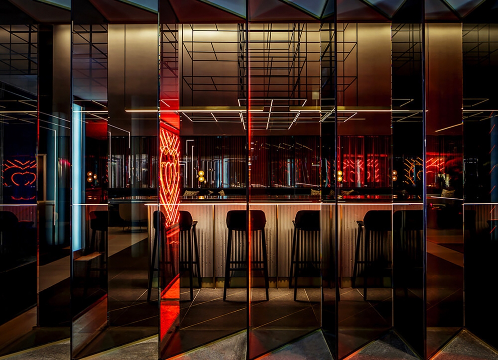 W Montreal - Interior - modlar.com