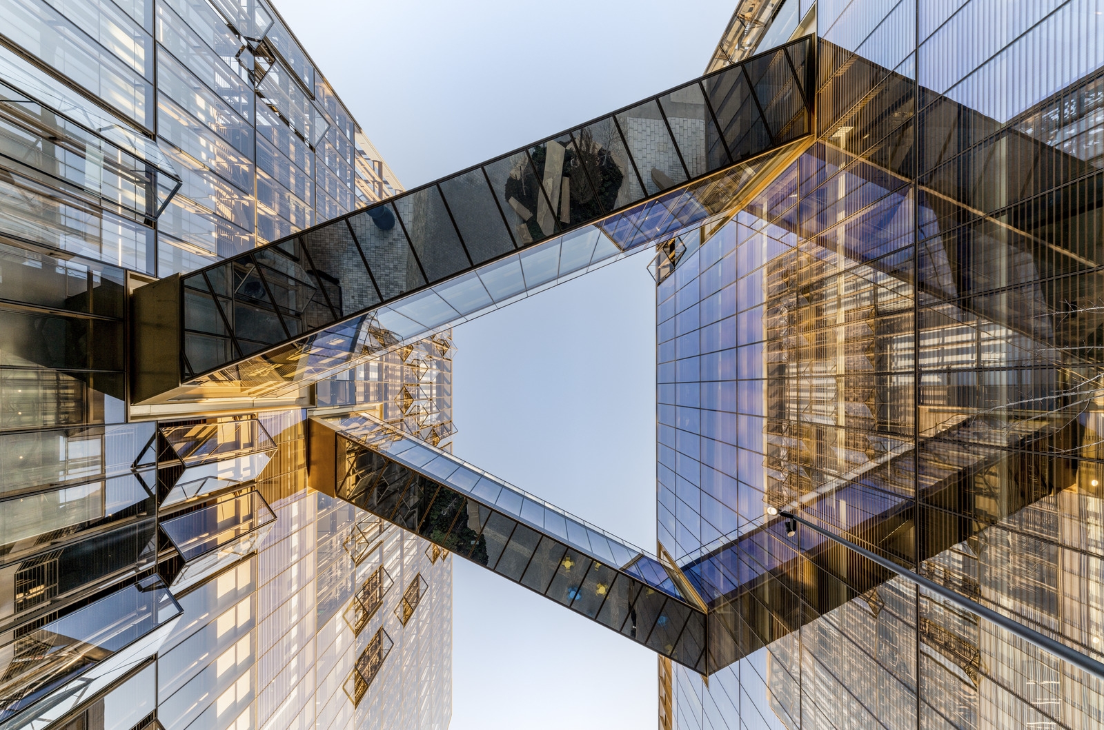 Uber Headquarters - Operable Windows - modlar.com