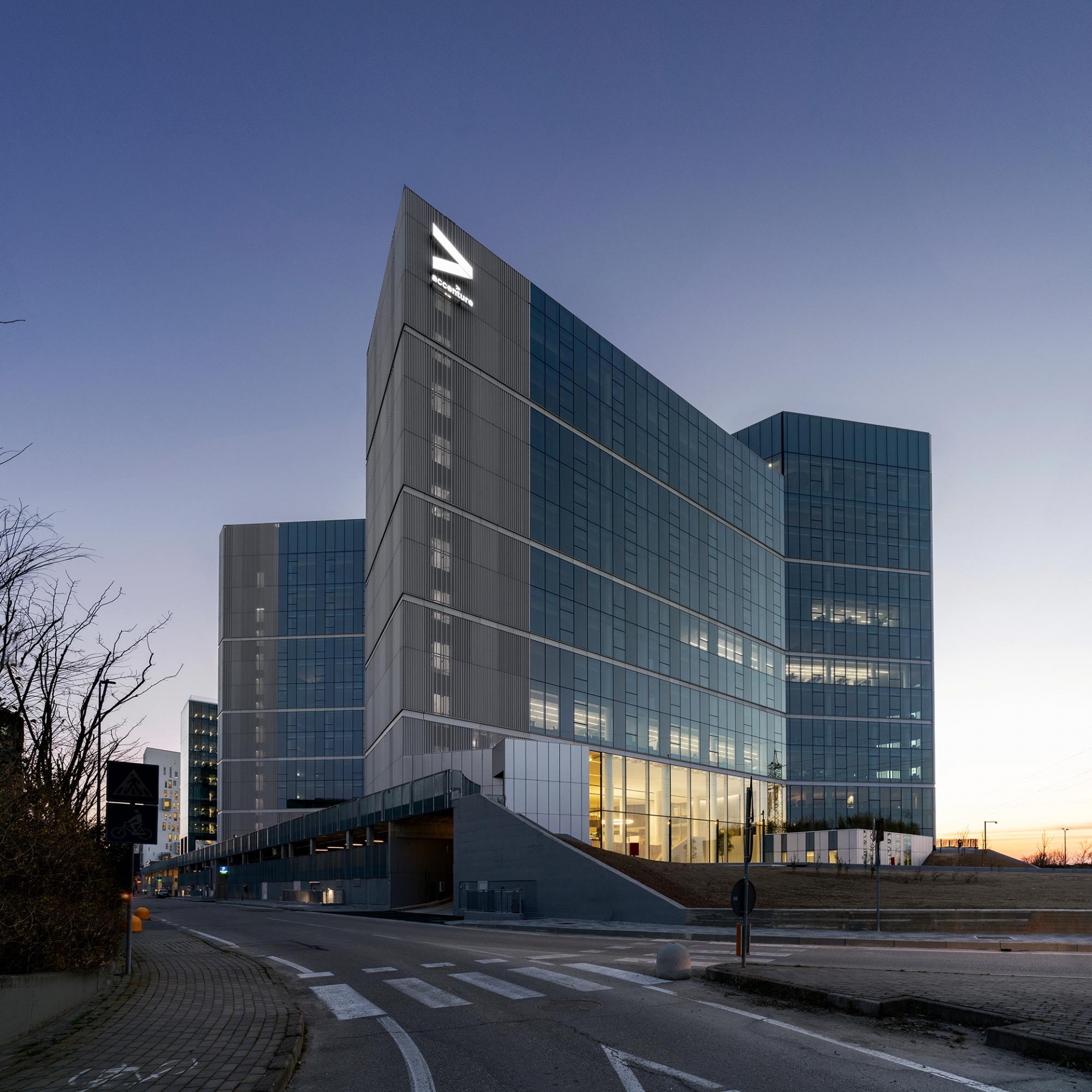 Accenture People Hub - Windows - modlar.com