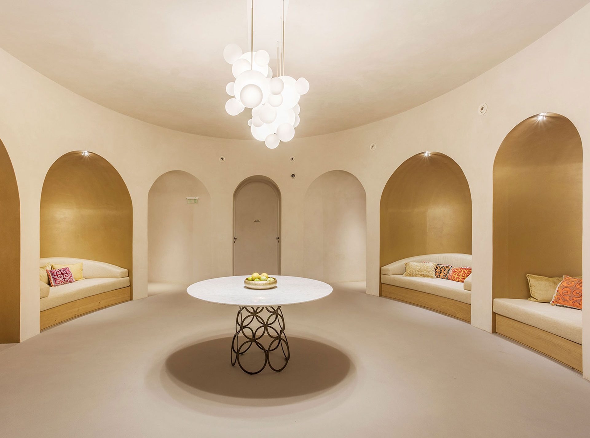 Euphoria Retreat - Interior - modlar.com