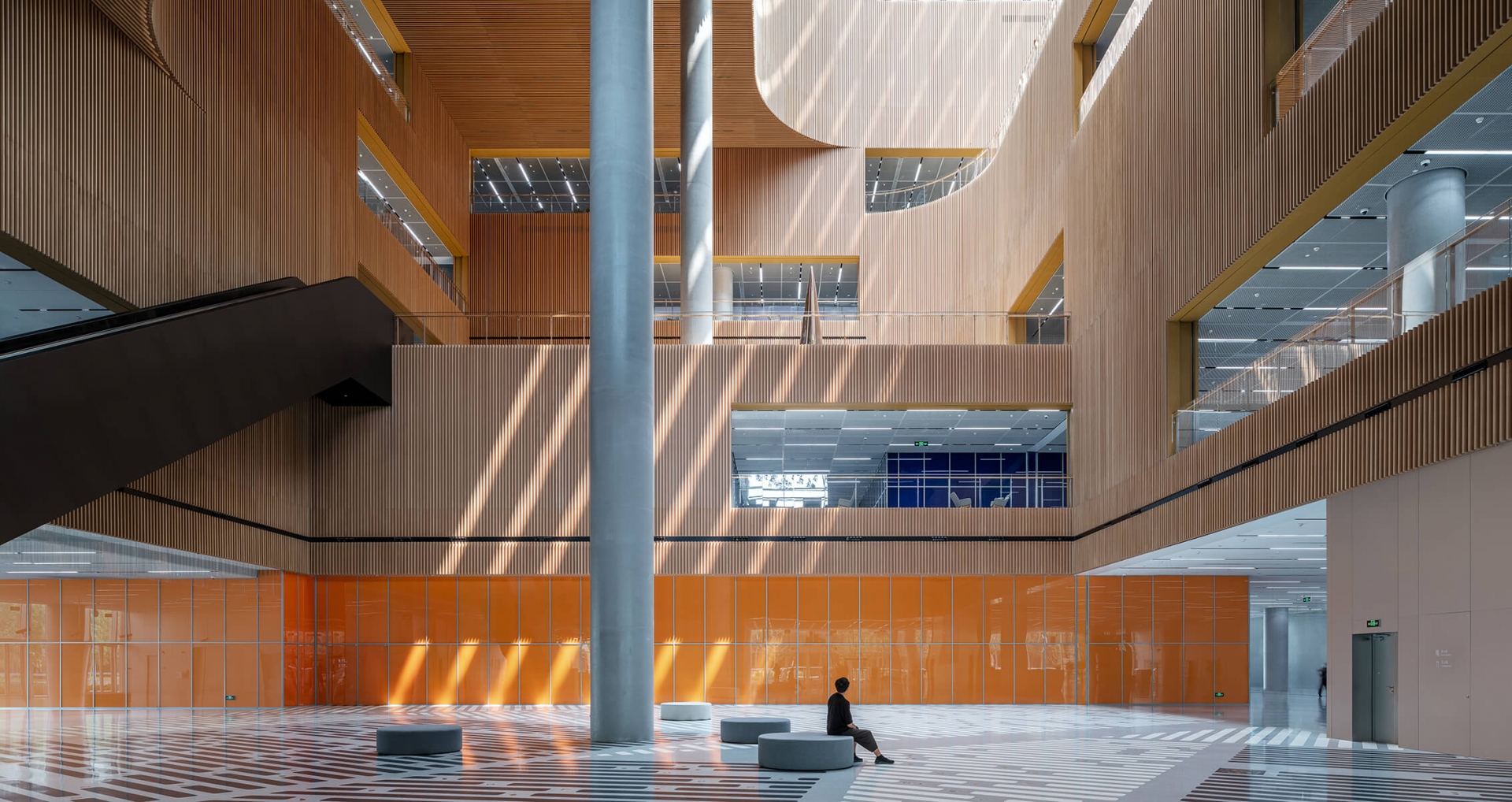 Public Buildings Photos - Modlar