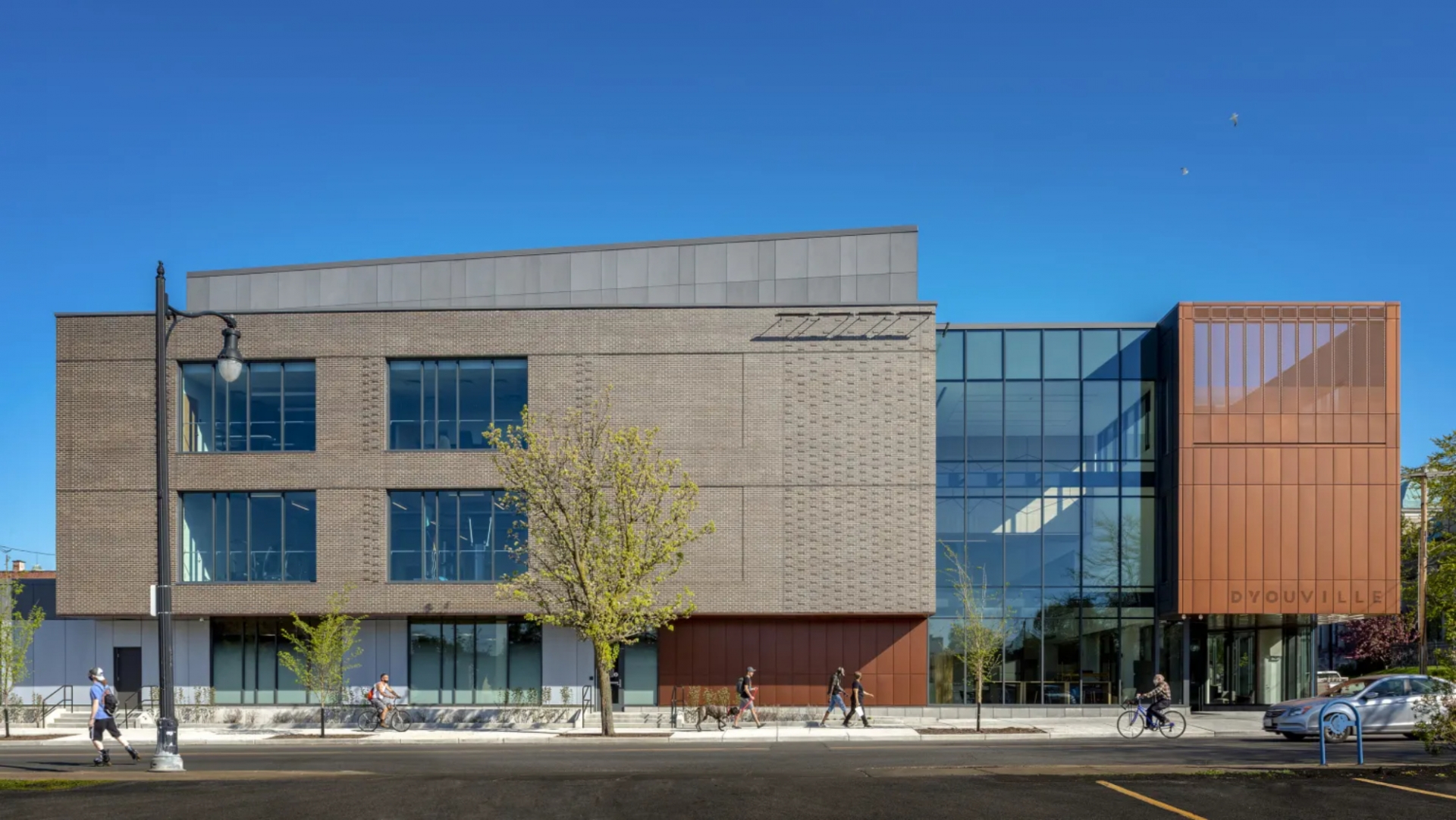 Public Buildings Photos - Modlar