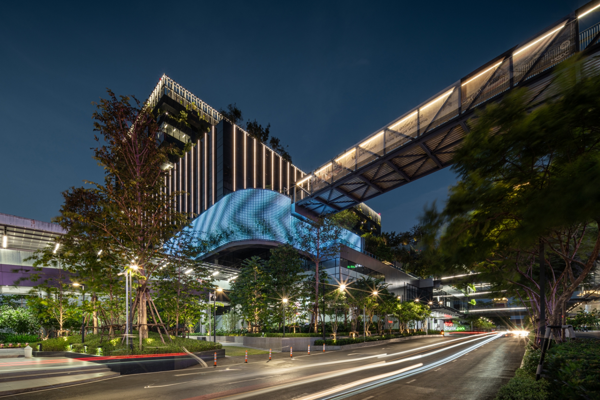 True Digital Park West - modlar.com