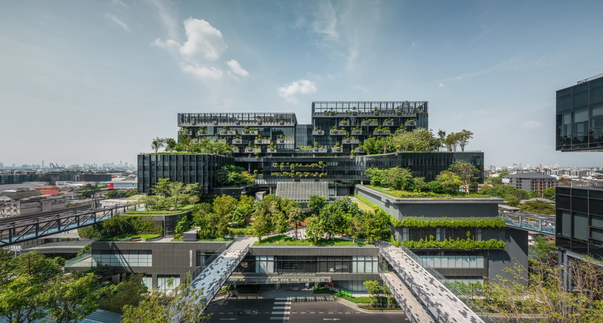 True Digital Park West - modlar.com