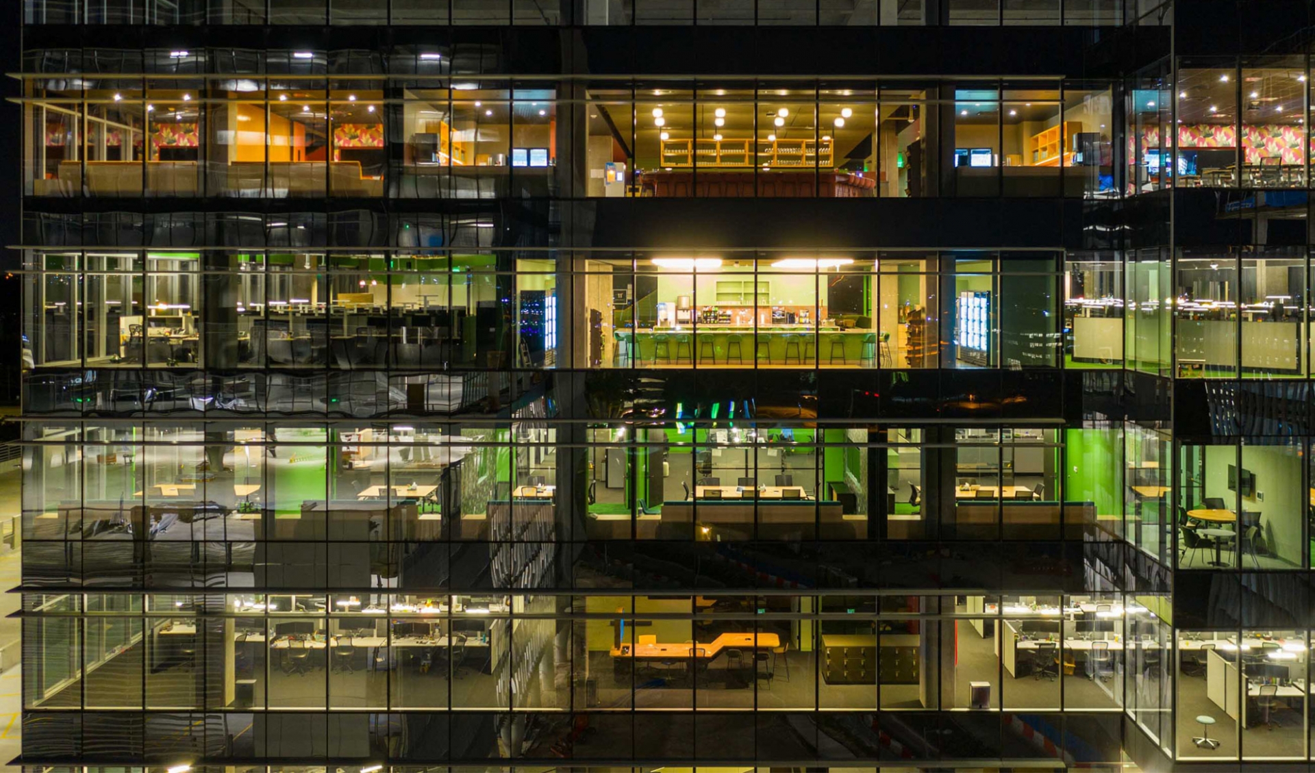 Vrbo Headquarters - Exterior - modlar.com