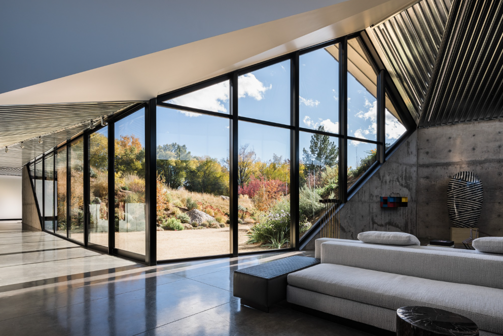 Shapeshifter - Living Room - modlar.com