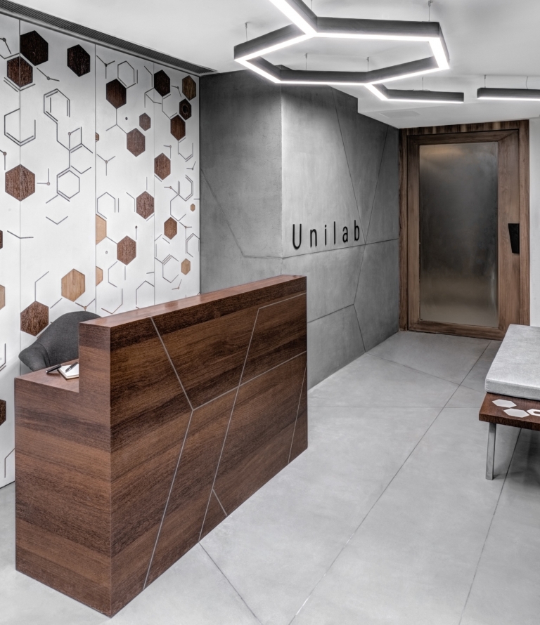 Unilab Mumbai - Reception - modlar.com