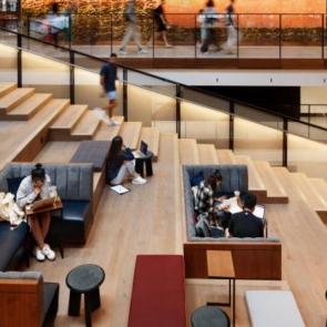 Staircases That Double As Seating Areas - modlar.com