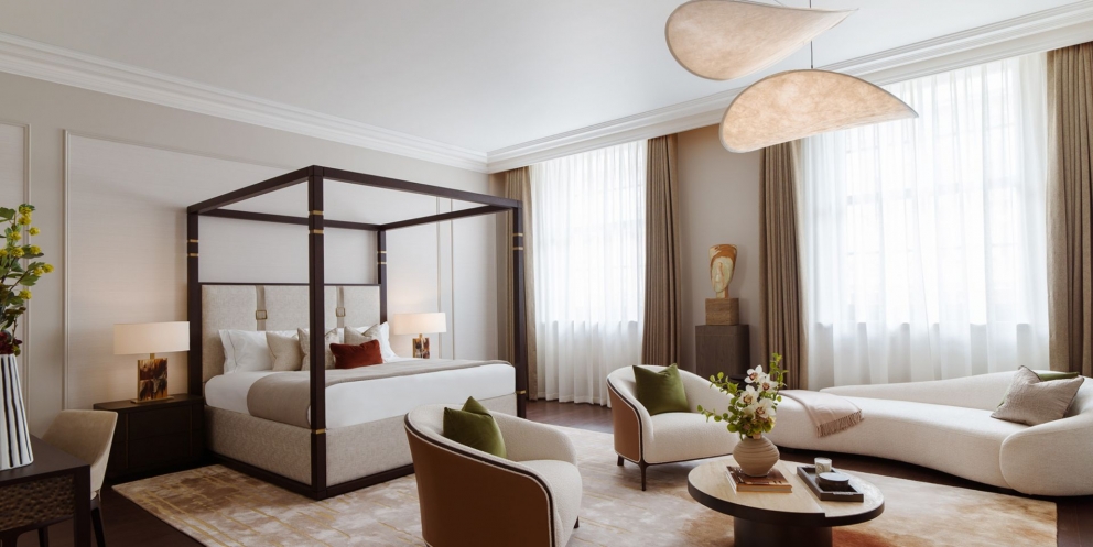 The OWO Residence - Primary Bedroom - modlar.com