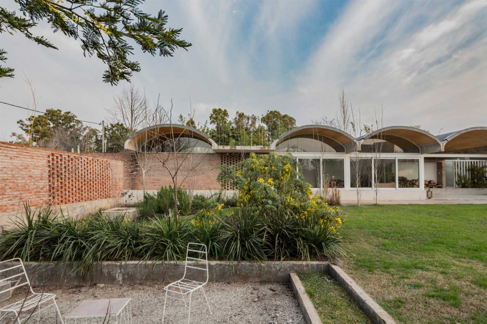 Rodney House - modlar.com