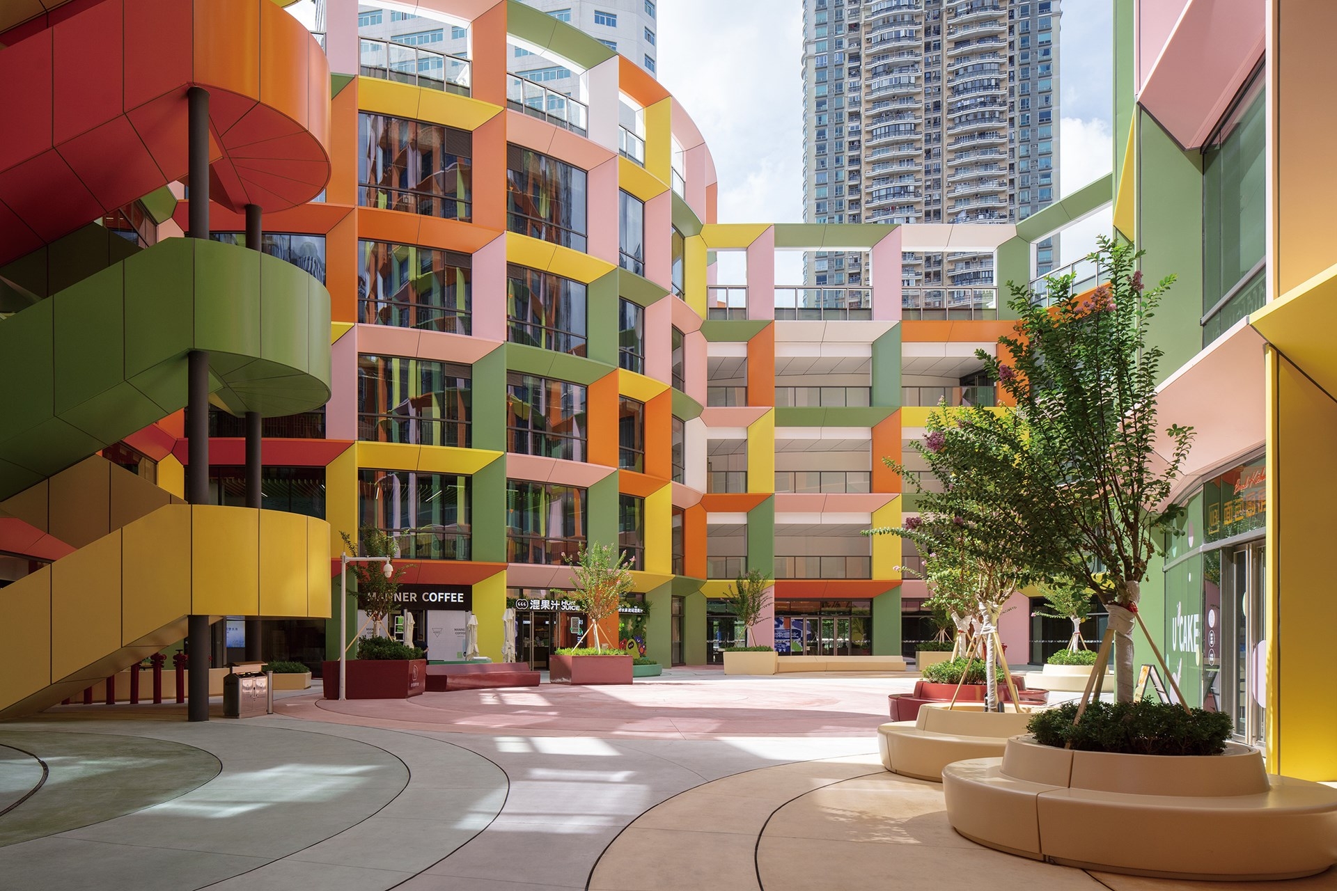 Shenzhen Women & Children's Centre - Courtyard - modlar.com