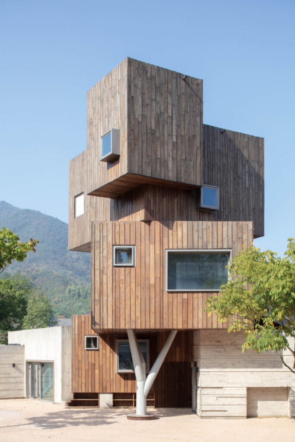 AnjiPlay Kindergarten & Childcare Center - Wood Cladding - modlar.com