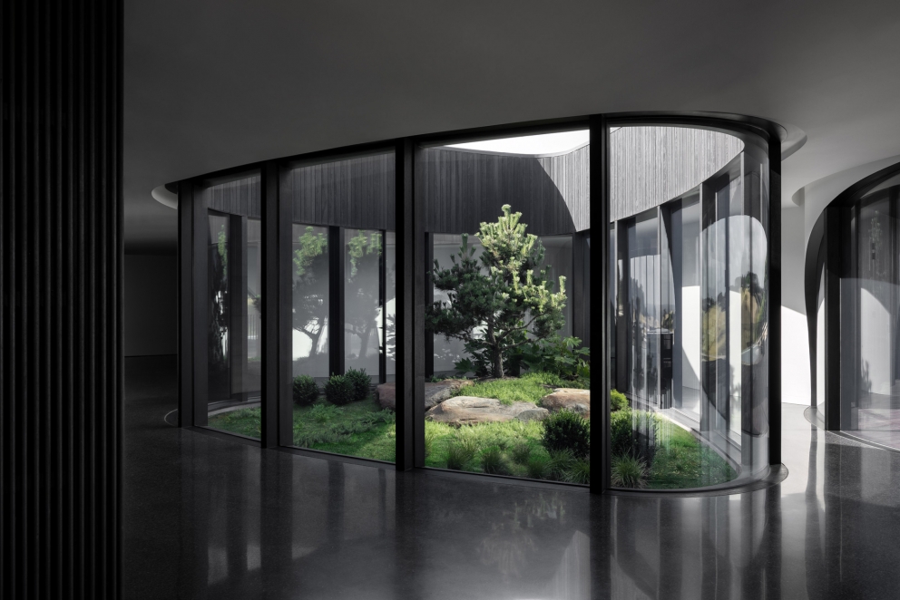 Peninsula House - Atrium - modlar.com