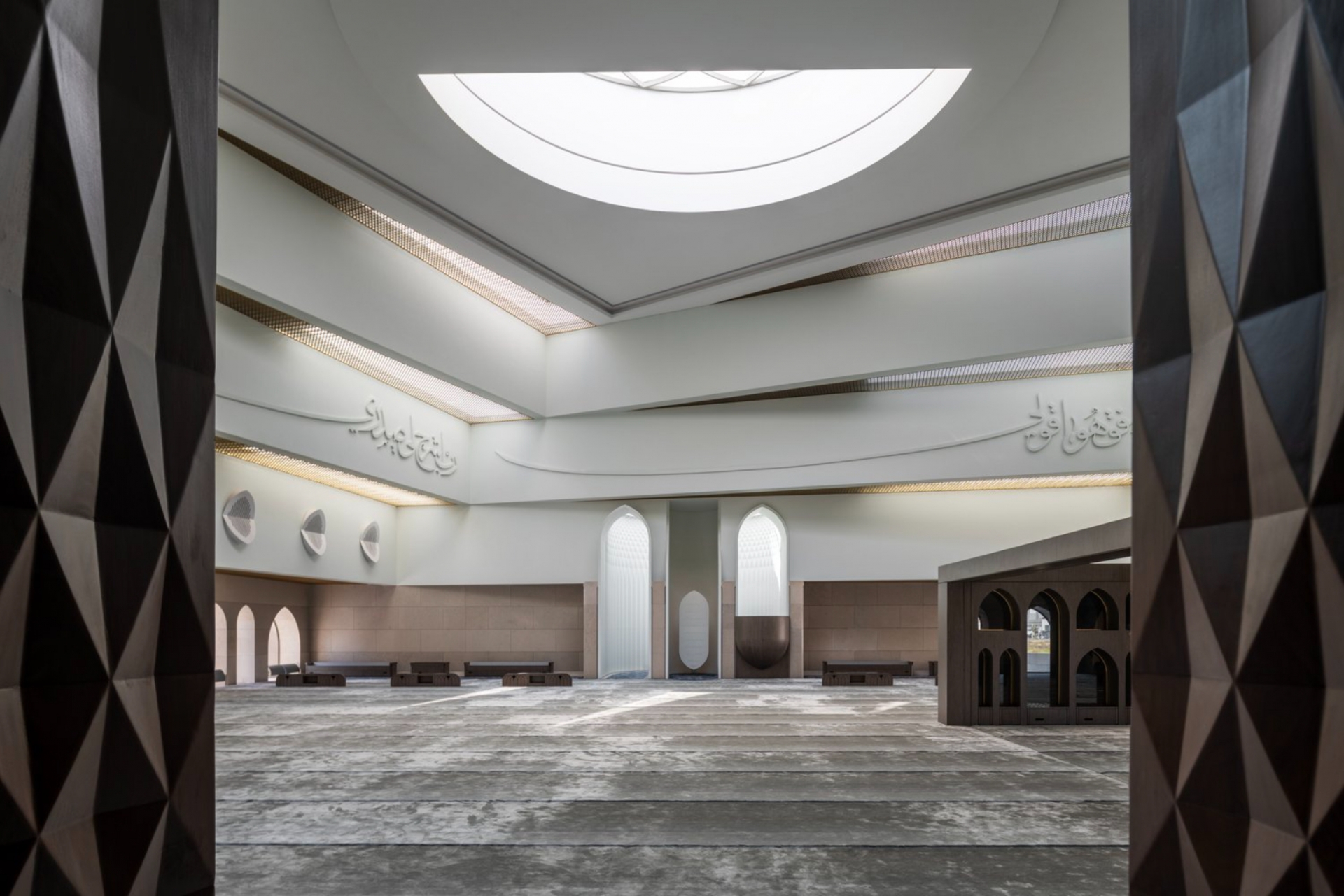 Religious Buildings Photos - Modlar